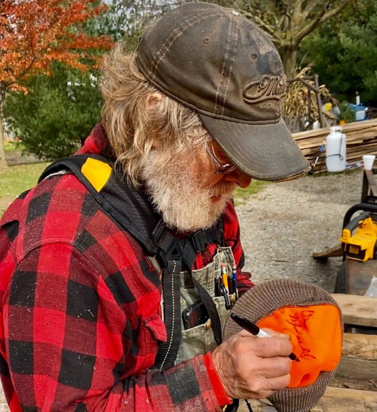 The Fitzgerald Family Shop Deer Dander Best Deer Scent VK and More ...